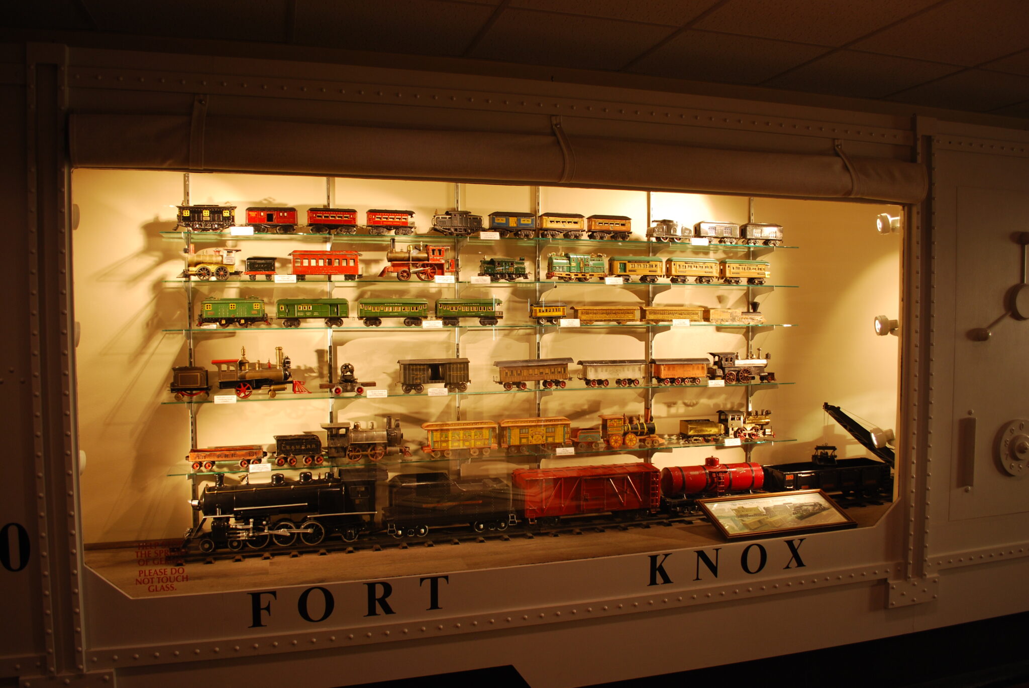 Photo Gallery | National Toy Train Museum & Train Collectors Assoc ...
